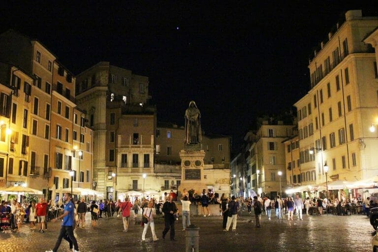 Plus belle place de Rome - Top 15 à voir absolument (secret)